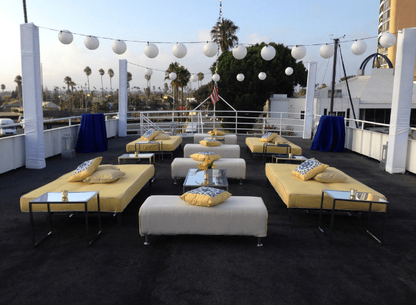 8 Reasons to Host a Corporate Event on a Party Yacht - Fantasea Yachts